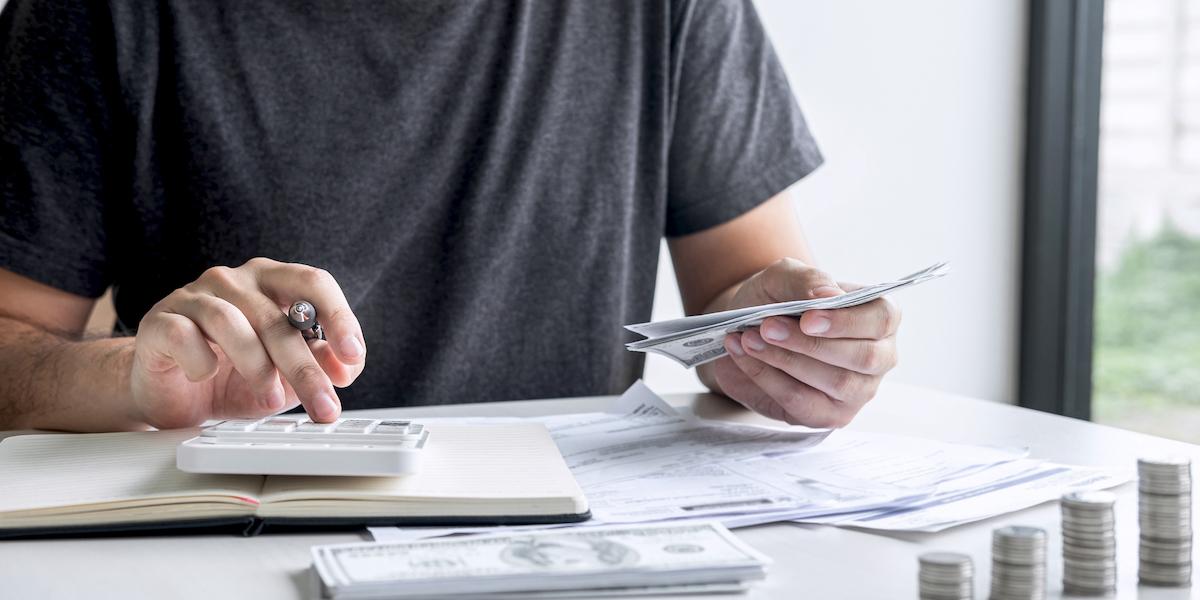 Paying off a VA Loan Early: Pros and Cons